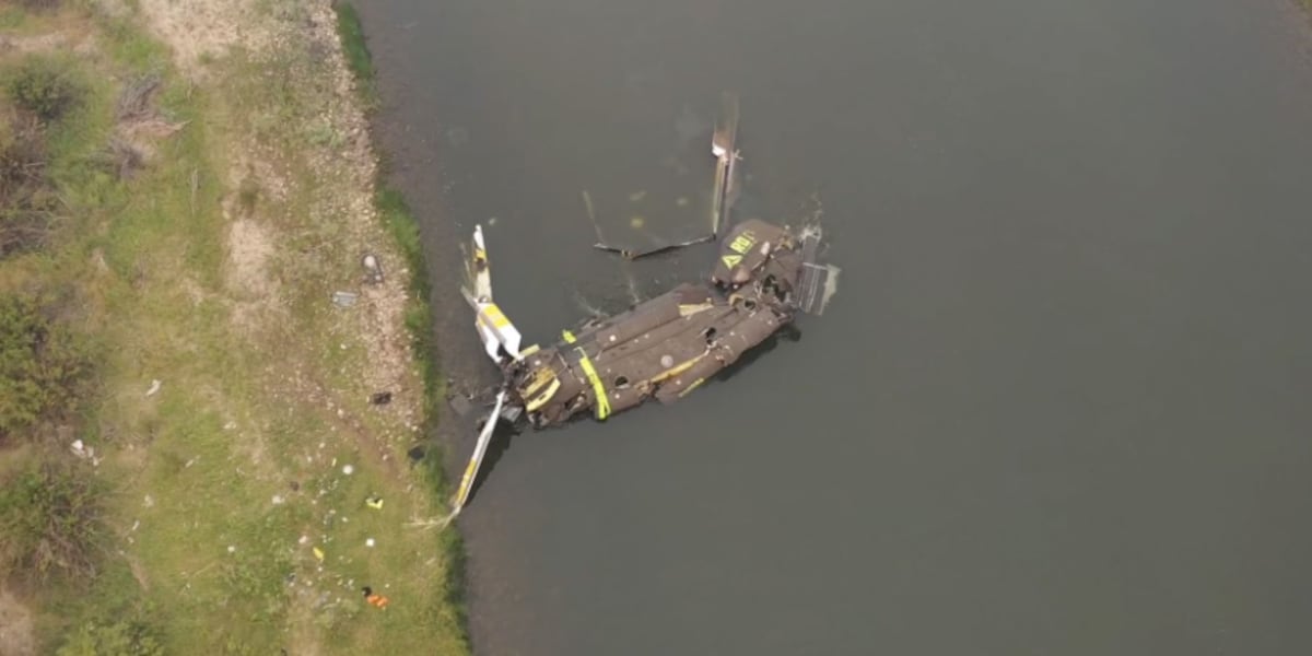 iPad is likely linked to cause of fatal helicopter crash, investigators say iPad is likely linked to cause of fatal helicopter crash, investigators say